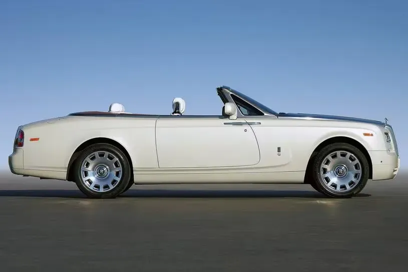 ¡Rolls Royce Phantom Drophead Coupé 2013: El convertible que te hace ...