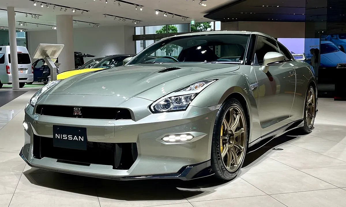 Las 5 Mejores Generaciones del Nissan GTR: Un Viaje por la Historia del ...