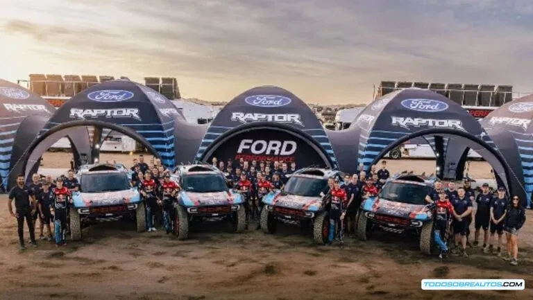 Podio del Ford Raptor T1+ en Dakar 2025: Claves del Éxito