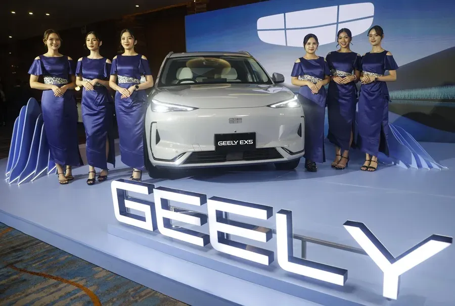 Geely Auto Alcanza Récord en 2024: Ingresos Superan los 33 Billones de ...