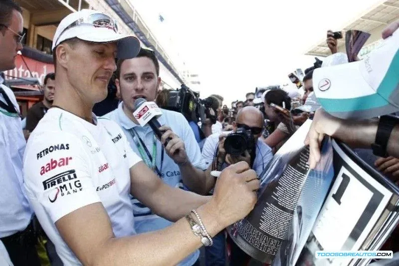 Michael Schumacher: Su Firma por una Causa Noble en la F1 de Bahréin ...