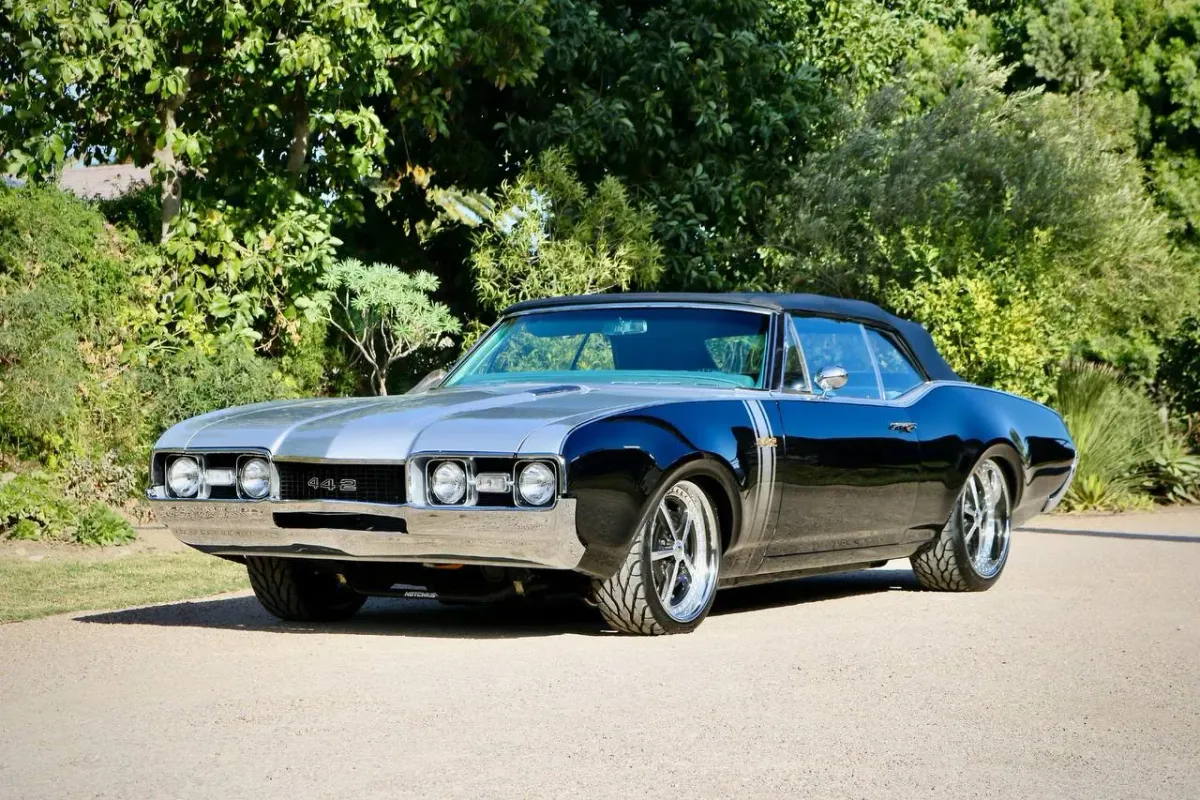 Oldsmobile 4-4-2 Convertible 1968: ¡Un Muscle Car Legendario que Te ...