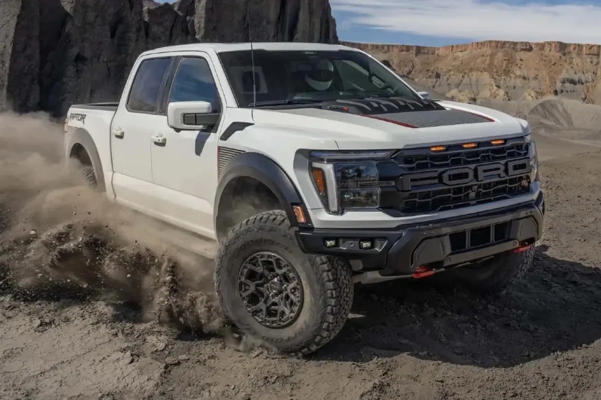 Ford Raptor R 2025: Análisis, Precio y sus 720 HP