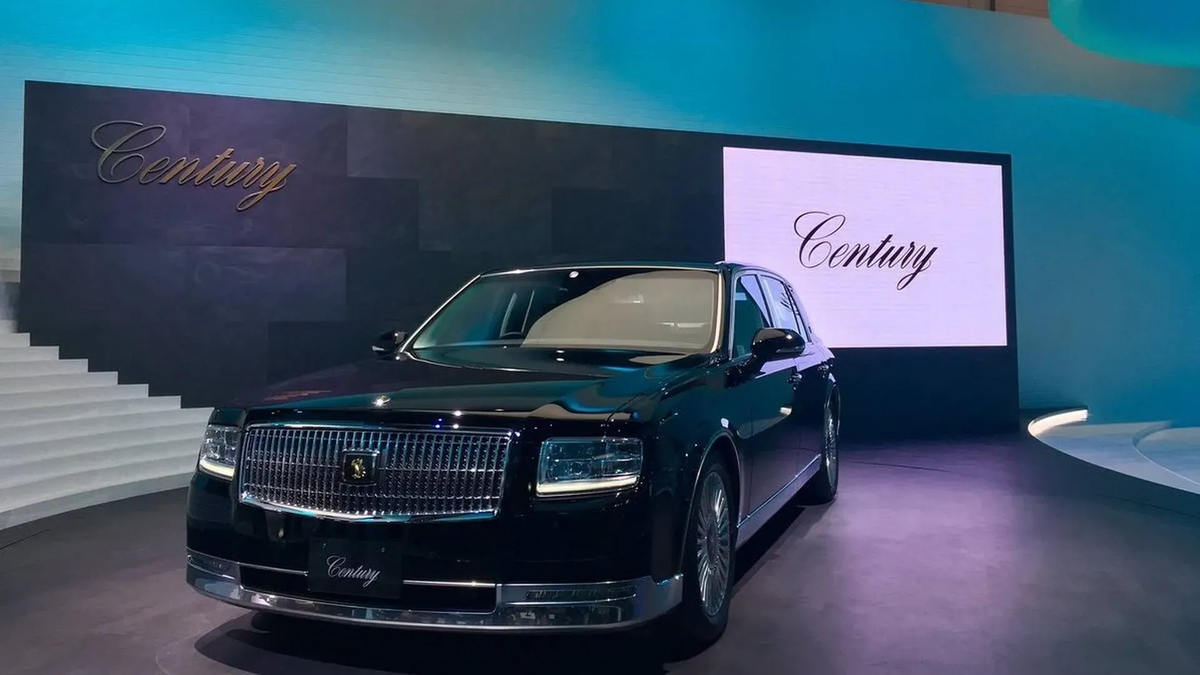 Descubre el Toyota Century V12: Lujo y Exclusividad