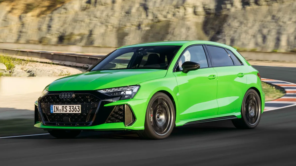 Audi RS3: Comparativa de 3 Generaciones en Drag Race 🏎️🔥