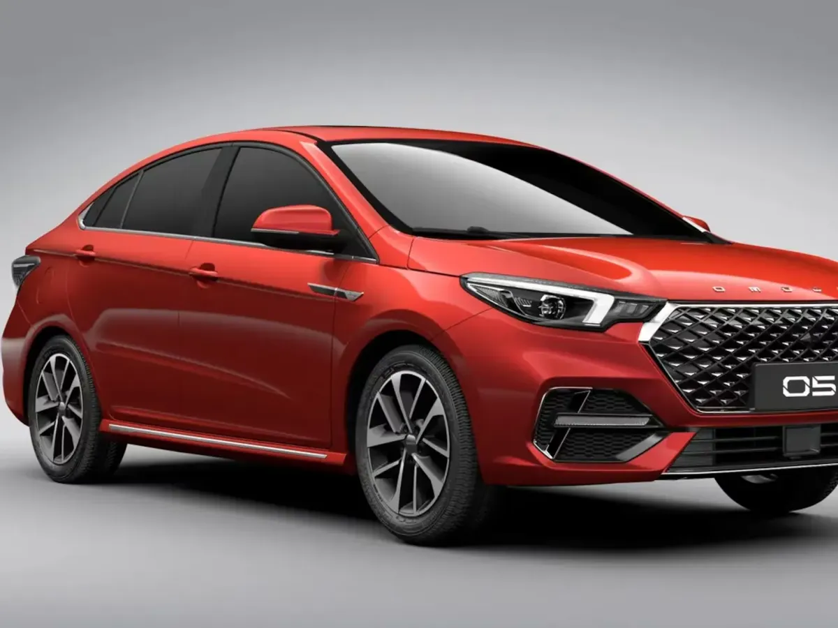 OMODA O5 GT 2025: Análisis completo del sedán deportivo con motor 1.6L ...