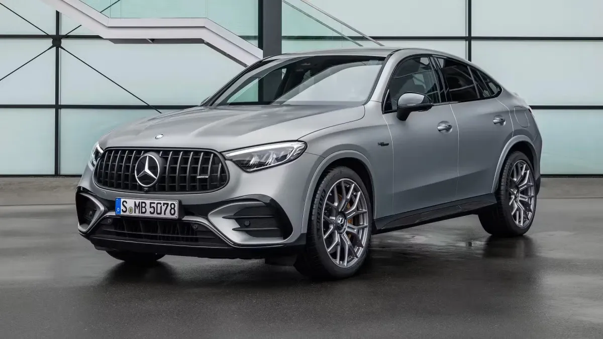 Mercedes-AMG GLC 43 Coupé 2024: Descubre el Lujo Interior en Fotos ...